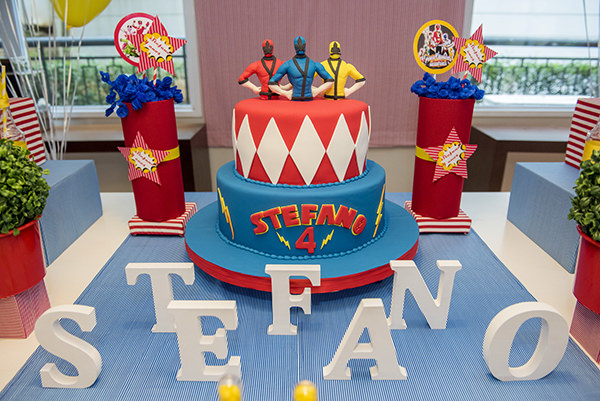 Aniversário de criança com tema Power Rangers